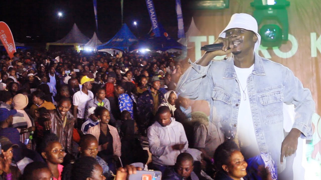 RAY G Z PERFOMANCE AT BOONA FM EKIGUTURO IN RUKUNGIRI 2024 Most ...