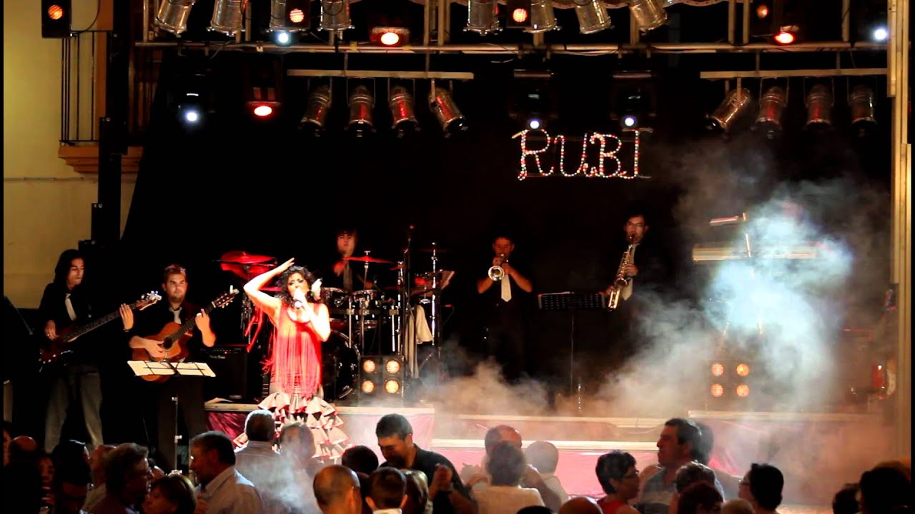 Orquesta Rubi Show 03/09/2011 (Capote de Grana y Oro) - YouTube