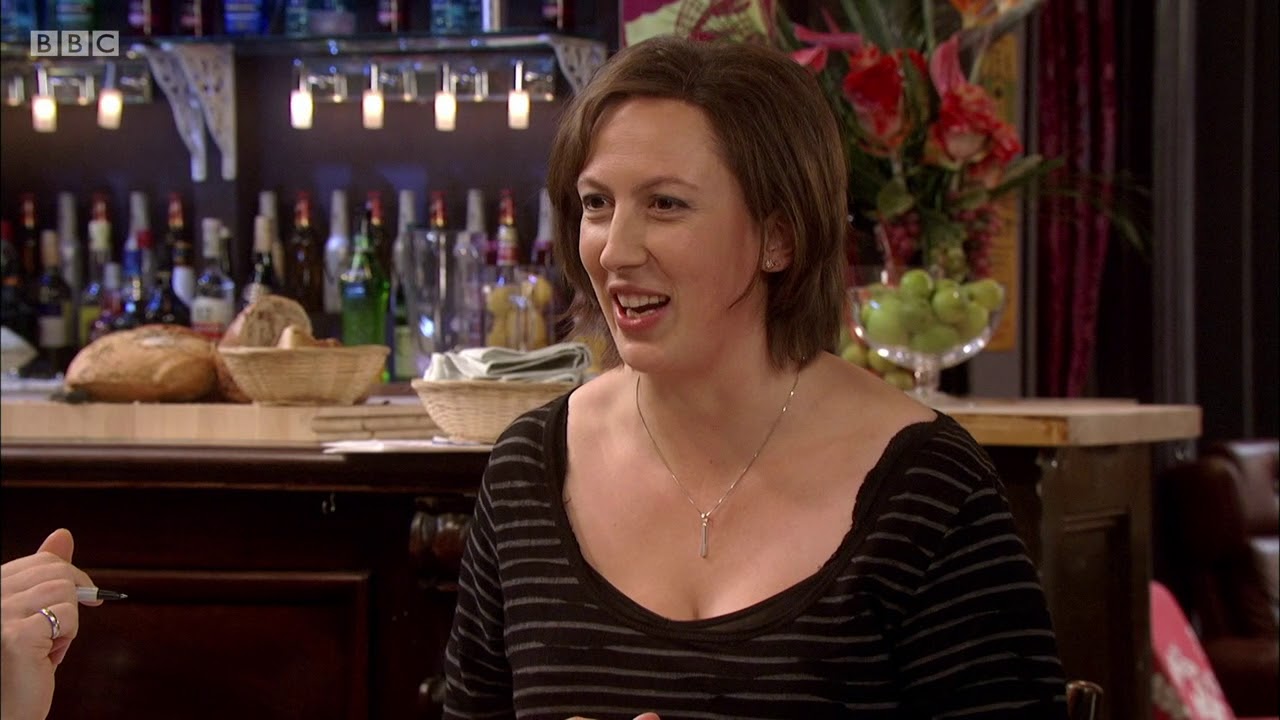 [ARCHIVES] BBC One Miranda S02E02: Before I Die [HD 50fps] - YouTube