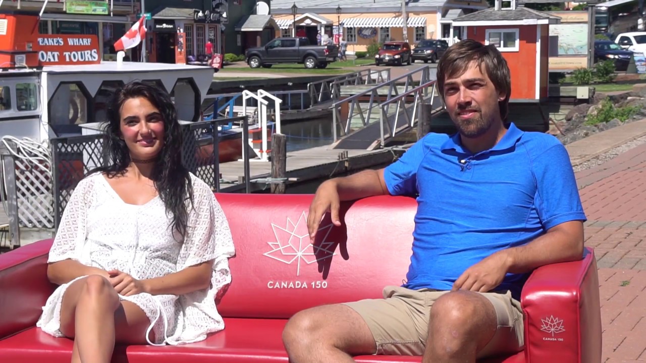 Red Couch Tour - Charlottetown, Prince Edward Island, Ile-du-Prince ...