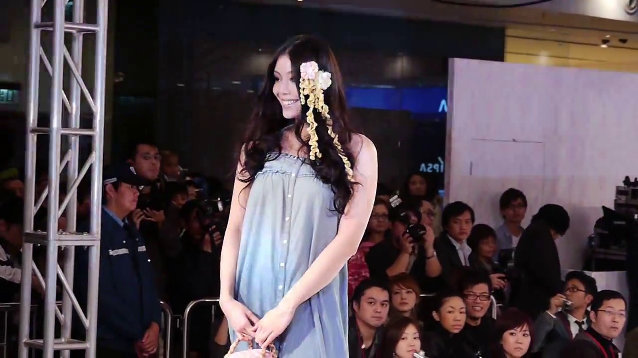 Yvette Chow @ Tokyo Fashion Festa 2010 in Hong Kong (2nd Section) - YouTube