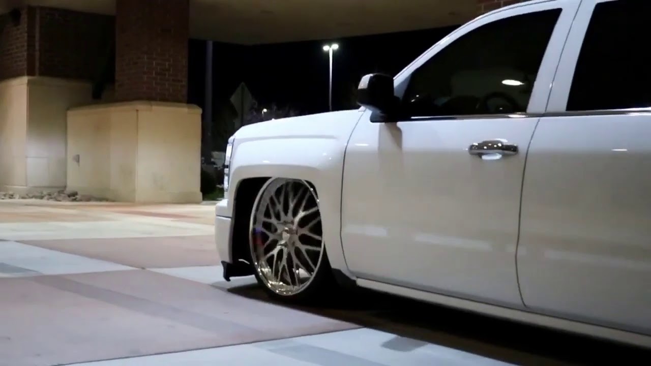 2014 Chevrolet Silverado bagged on 26/28 inch intro wheels - YouTube