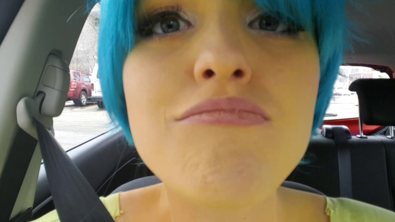 Slow Motion Lip Smacking - YouTube