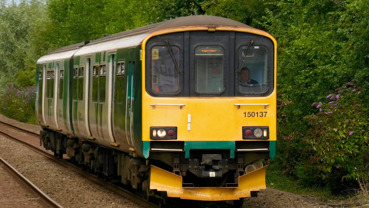 London North Western Class 150/1 - 150137 Arrives At Kempston Hardwick ...
