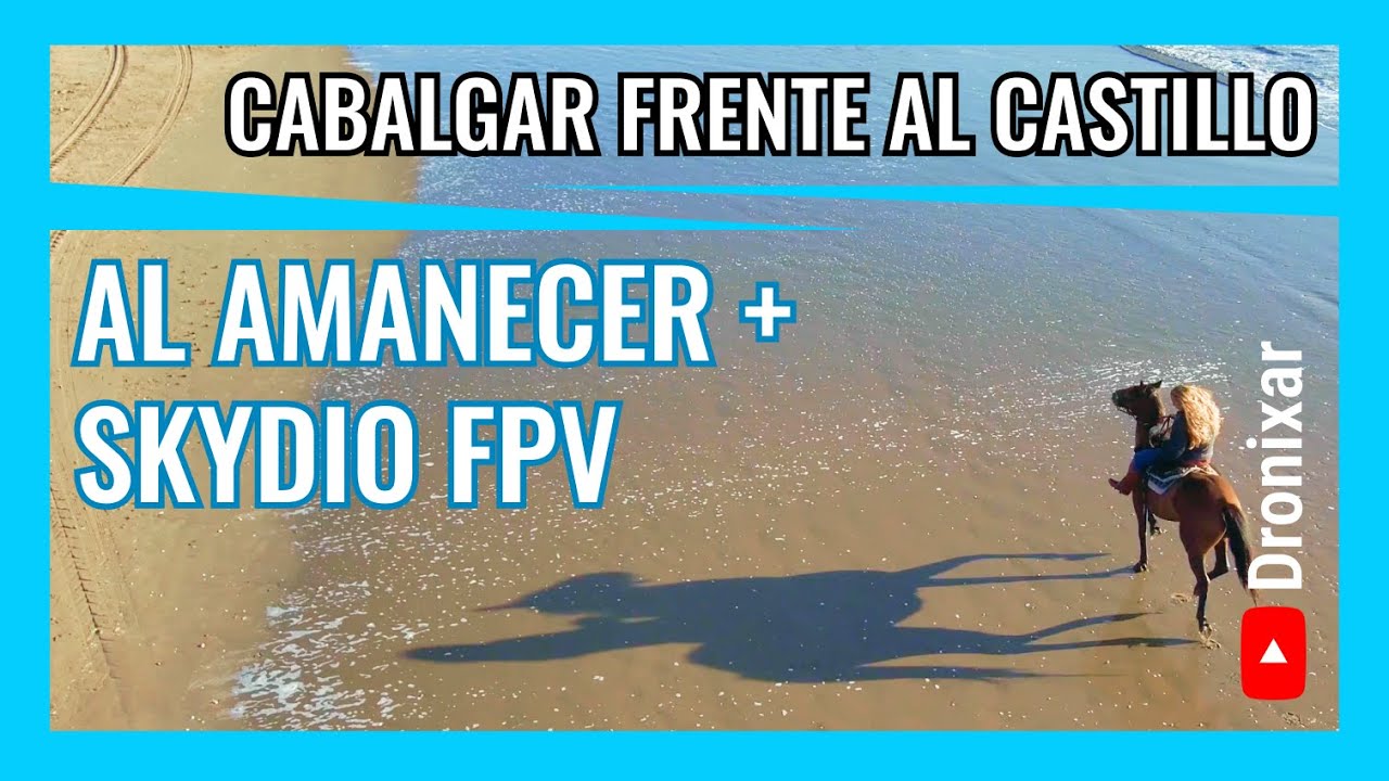 Increíble amanecer en la playa mientras cabalgamos con el drone ...
