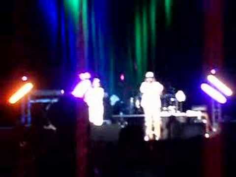 SWV - Weak LIVE performance (Toronto) - YouTube