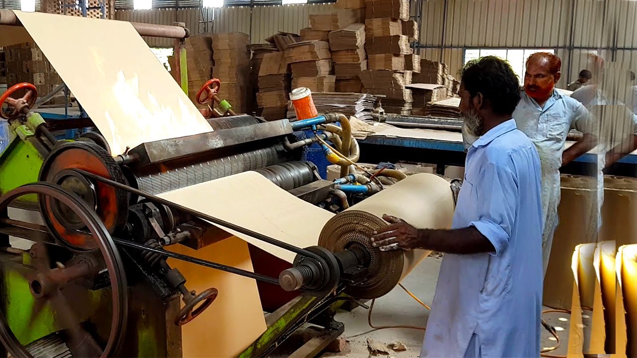 Amazing Way of Converting Paper Roll into Corrugated Carton Boxes - YouTube