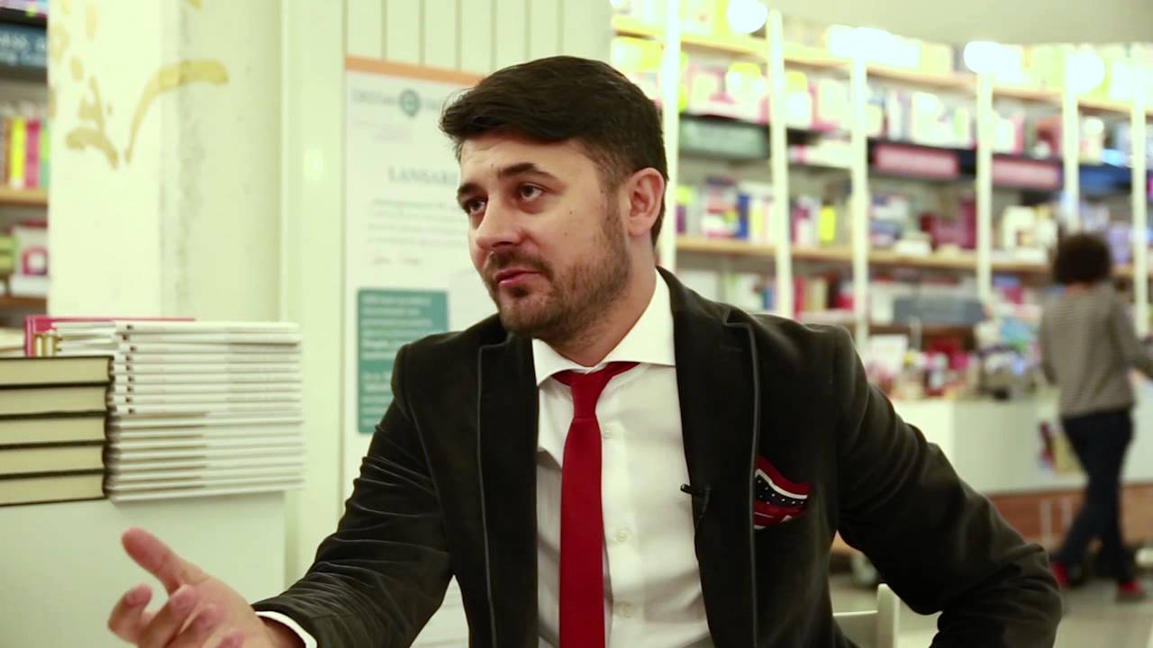 Interviu cu Cristian Onetiu: Cred in potentialul oamenilor - YouTube