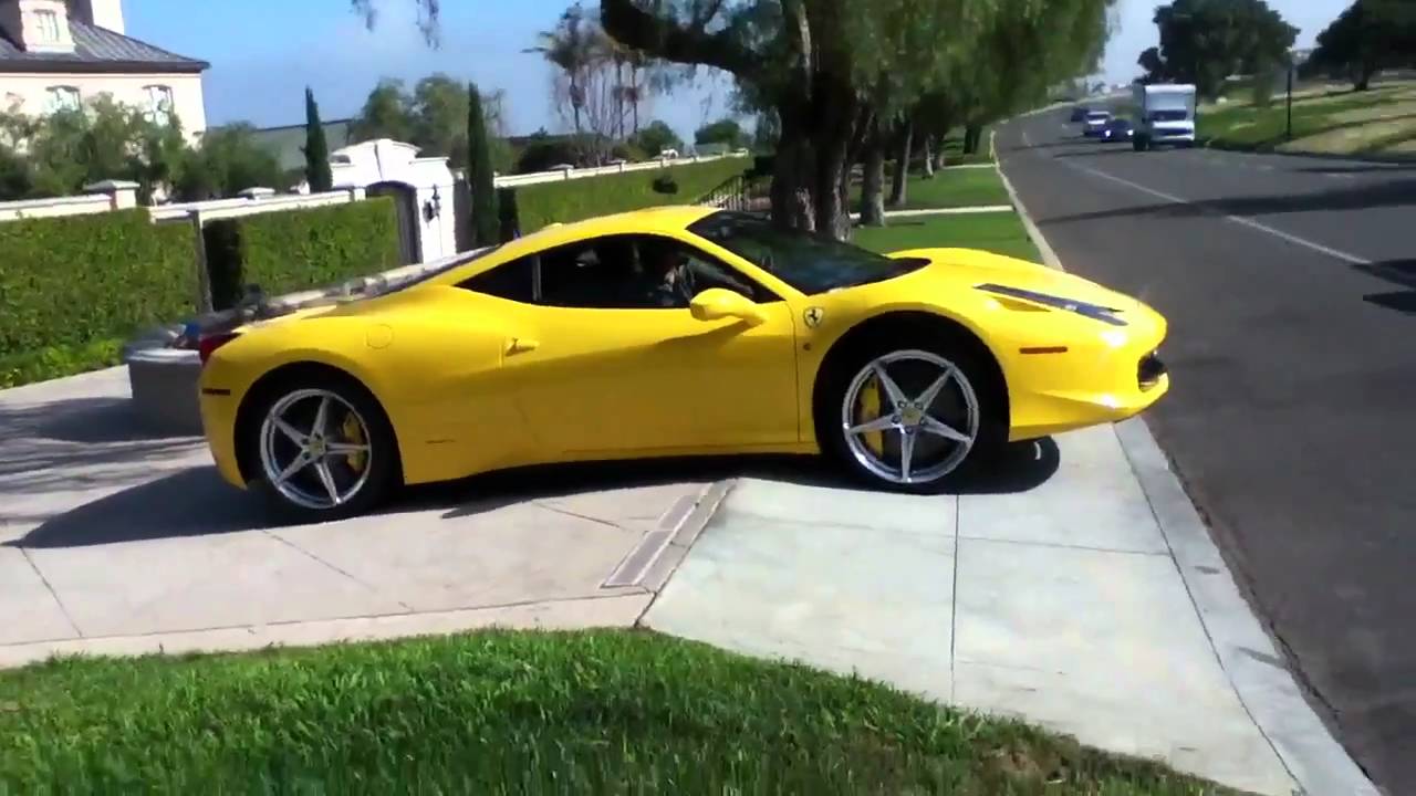 Ferrari 458 Italia Acceleration - YouTube