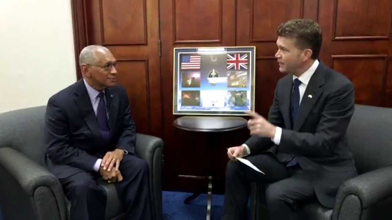 Charles Bolden & Matthew Barzun talk about the UK and NASA - YouTube
