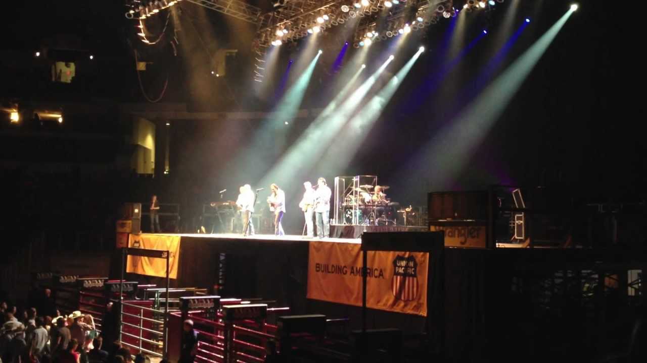 Diamond Rio - Country Western Band (Rodeo concert 2012) - YouTube