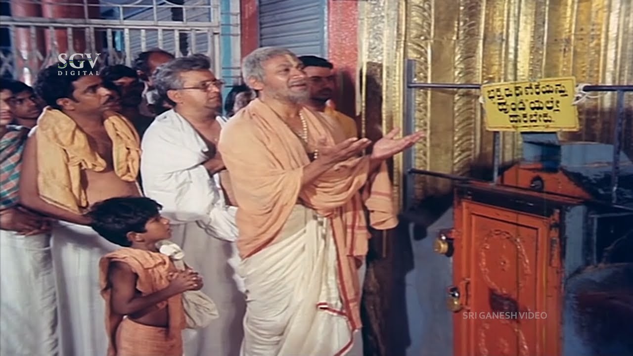 Dr. Rajkumar Meets Child Puneeth Rajkumar In Mantralaya | Bhagyavantha ...