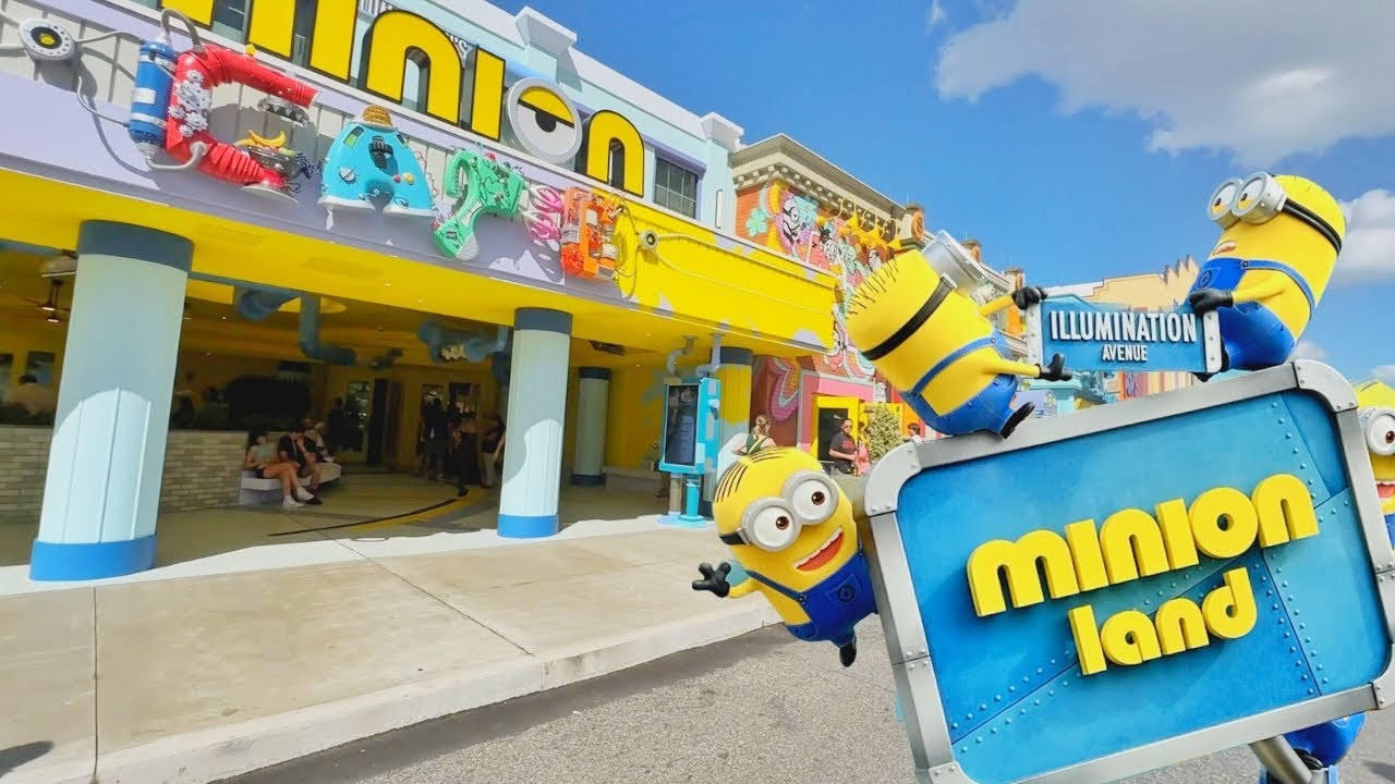 I flew to Universal Studios Florida to finally try Minion Cafe in the ...