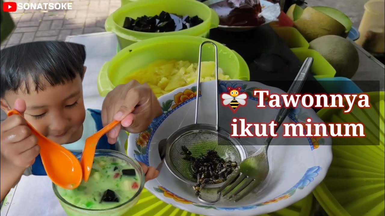 Es Rumput Laut Santan Isi Kolang Kaling Cincau Disiram Gula Merah + Es ...