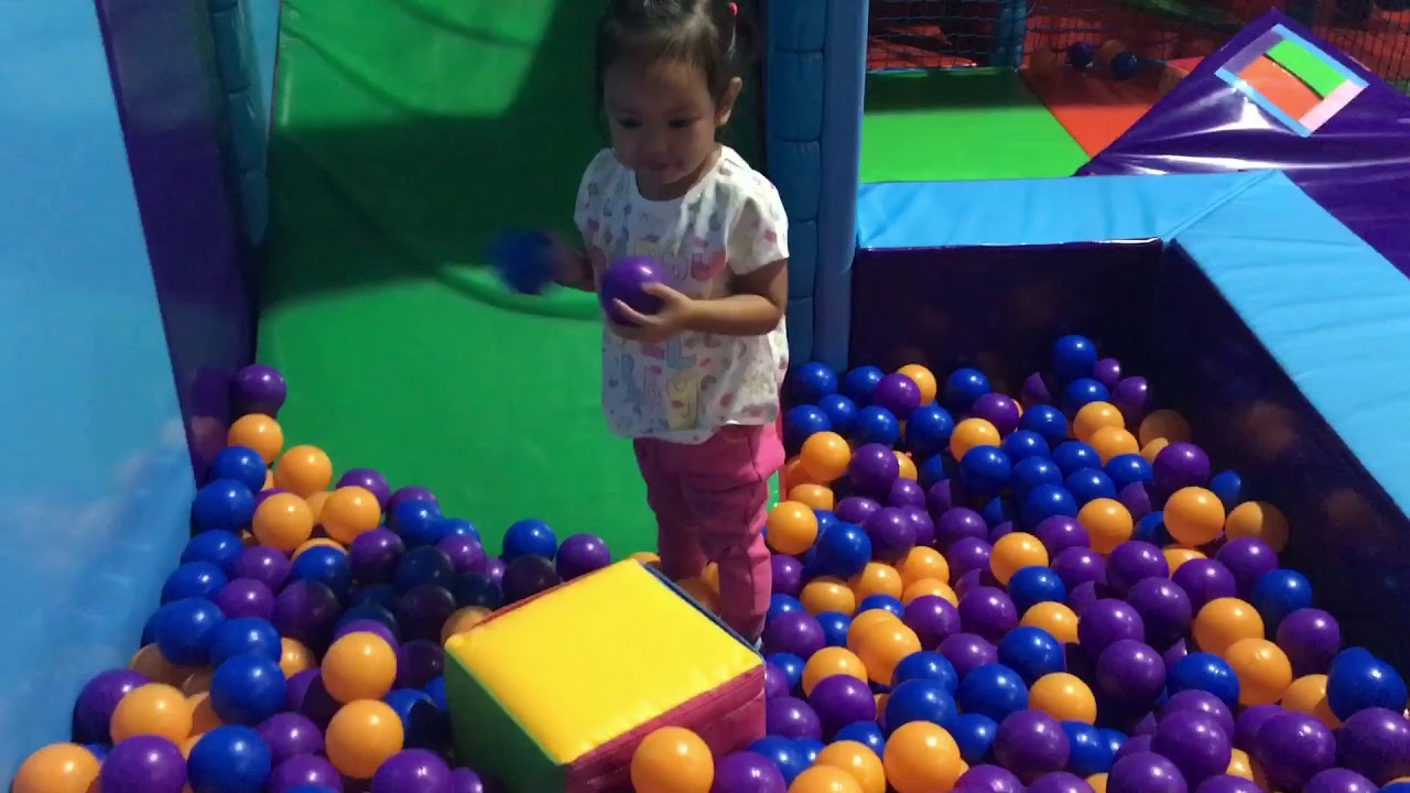 Fun day at Airbox /trampoline park & soft play - YouTube