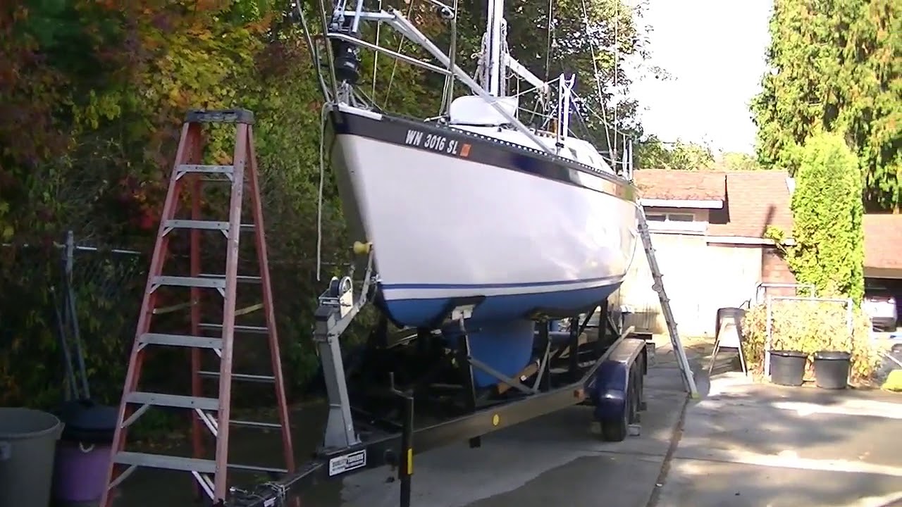 1979 LANCER 28 RESTORATION PROJECT - YouTube