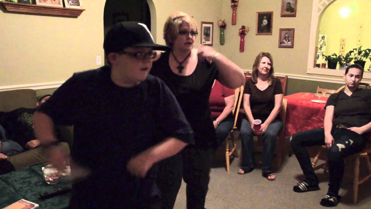 Christmas with Lisa and Steely - YouTube