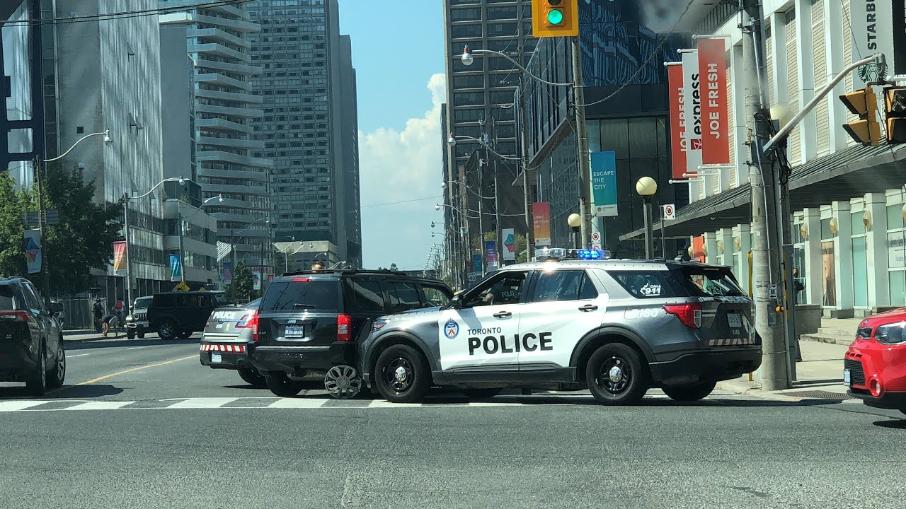 Toronto Police In Action! (Plus a few responses) - YouTube