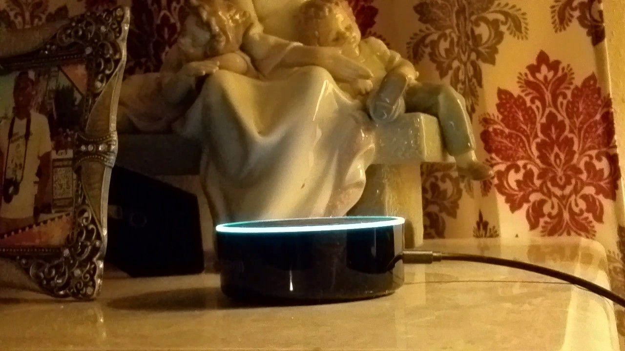 Playing dungeons and dragons with alexa - YouTube