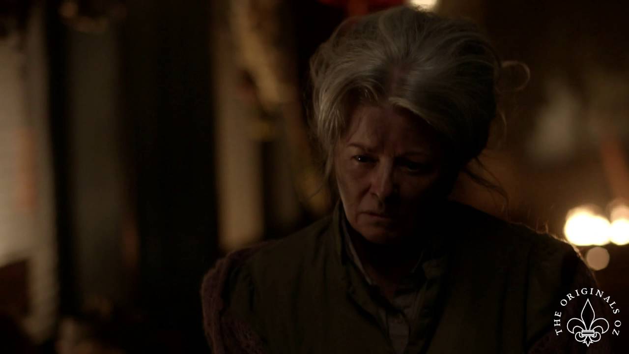 The Vampire Diaries 7x13 Julian Old Rayna Deleted Scenes {HD} - YouTube