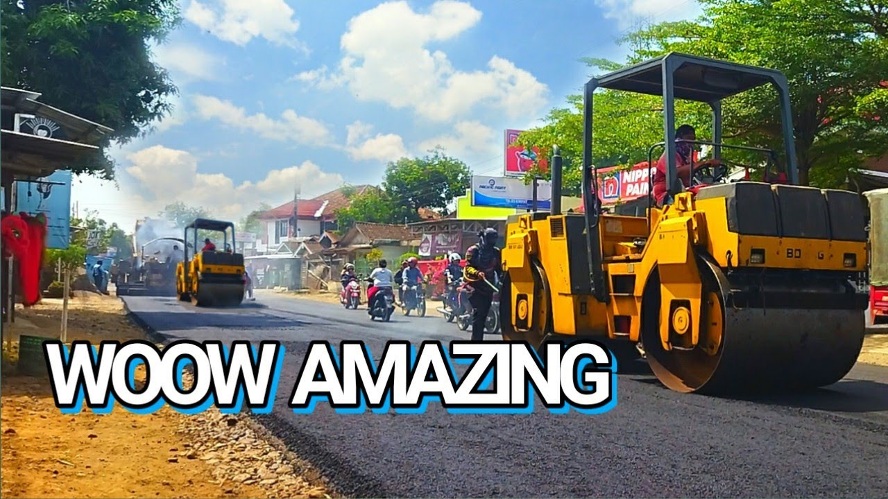 PROSES PEMADATAN ASPHALT HOT MIX MENGGUNAKAN TANDEM ROLLER BOMAG BW 141 ...