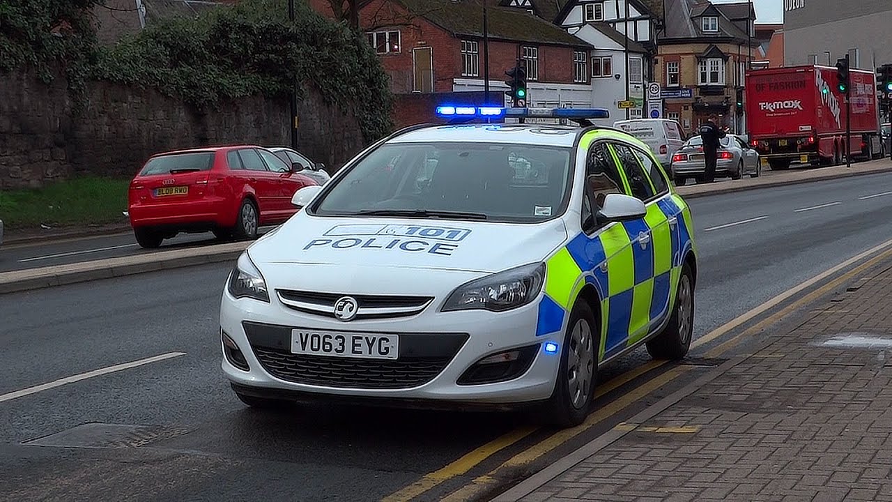 Police Vauxhall Astra Beat Car at a traffic stop | West Mercia ...