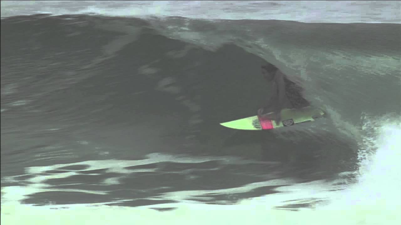 Brent Dorrington Kirra Barrel - Quiksilver Pro 2013 - YouTube