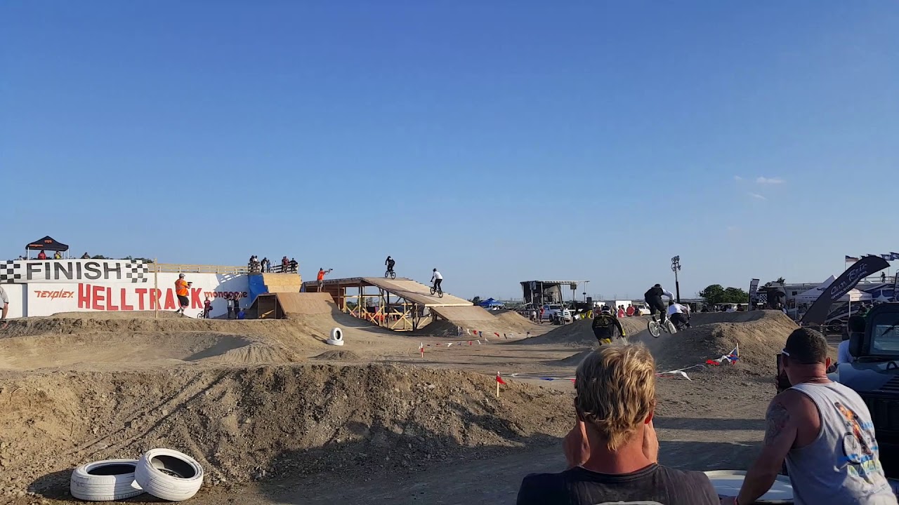 TexPlex Rad HellTrack 2018 Backflip - YouTube