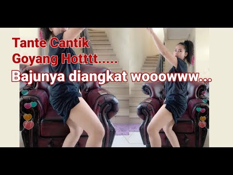 Tante Goyang Hot Sambil Angkat Bajunya - Bigo Live Hot