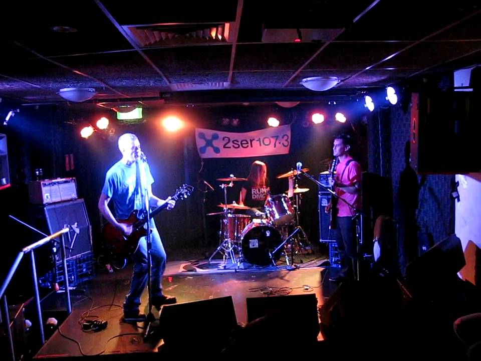 smudge BERLIN CHAIR 2SER FM Benefit november 09 - YouTube