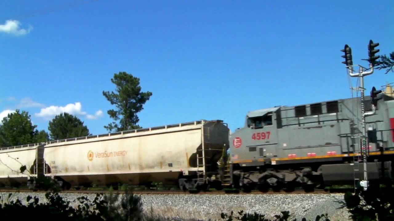 KCS 4587 & 4597 at Ashdown, Ar. 06/27/2010 © - YouTube