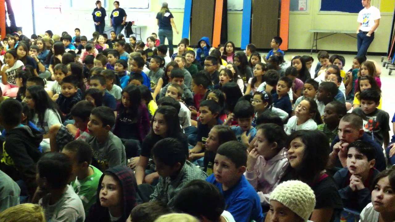 Azusa Police Department Red Ribbon Week - YouTube