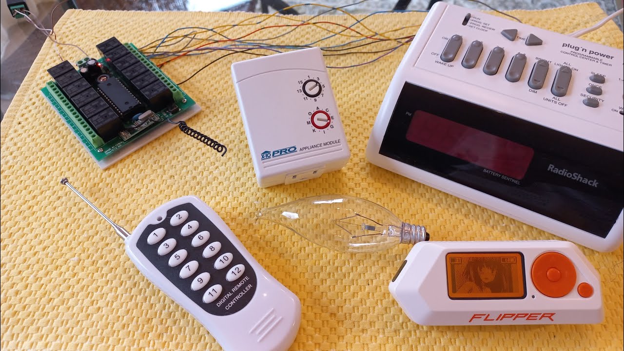 Flipper Zero Controlling Christmas Lights - X-10 Interface - YouTube