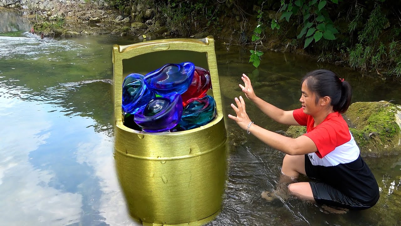 These treasures are all taken out of clams and come in various colors ...