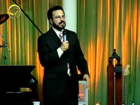 Disfrutando la vida - Apostol German Ponce - YouTube