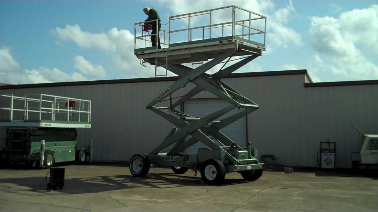 Grove SM31RT 31' Scissor Lift - Lot 214.MP4 - YouTube