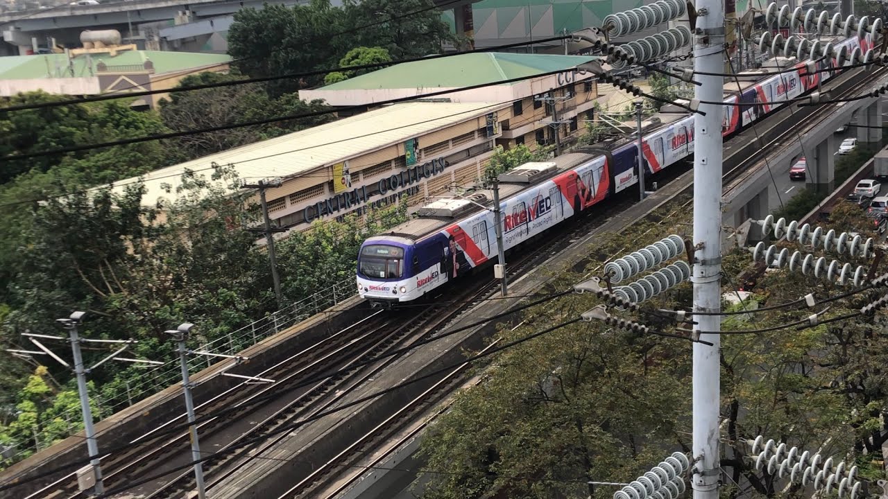 LRT-2 Trainset #8 (Latest RiteMed Adwrap) passing V. Mapa Pocket Track ...