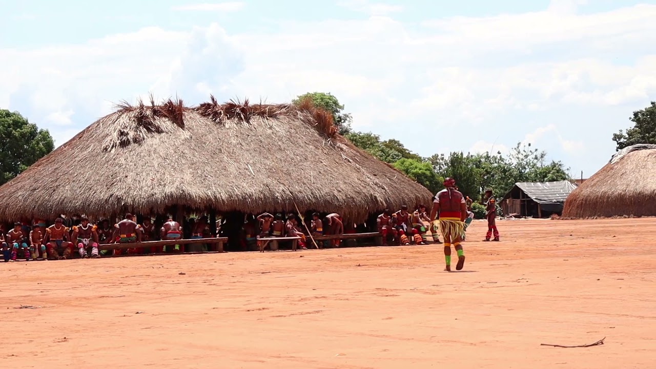Wauja Indigenous village in Xingu - YouTube