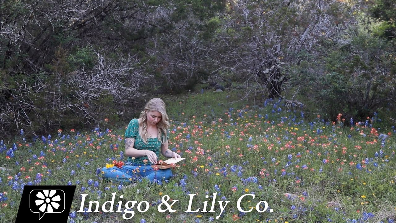 Pressed Floral Jewelry: Indigo & Lily Co. - YouTube