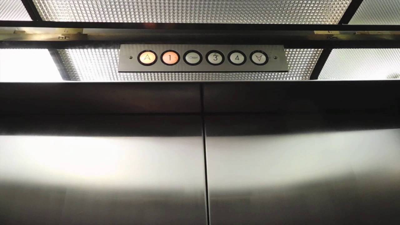 Very Nice 1980s US Elevators @ The Marriott San Diego La Jolla - YouTube