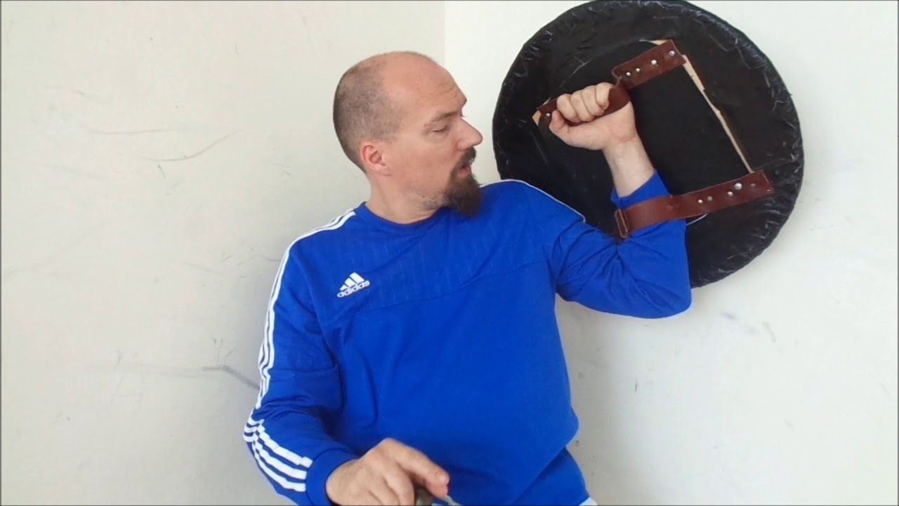 Broadsword & Targe - Lessons: Intro - YouTube