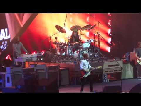 Foo Fighters - Smells Like Teen Spirit (tease) - London Stadium 23/06/18