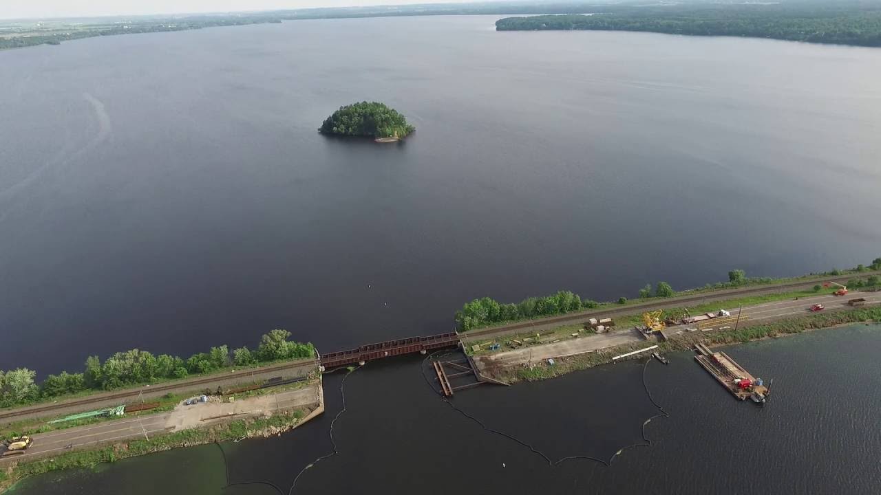 06 10 16 New Bridge By The View on Lake Wissota - YouTube