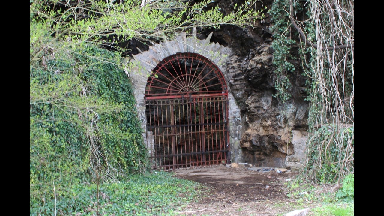 Exploring The Abandoned Indian Cave Resort In Blaine TN - YouTube