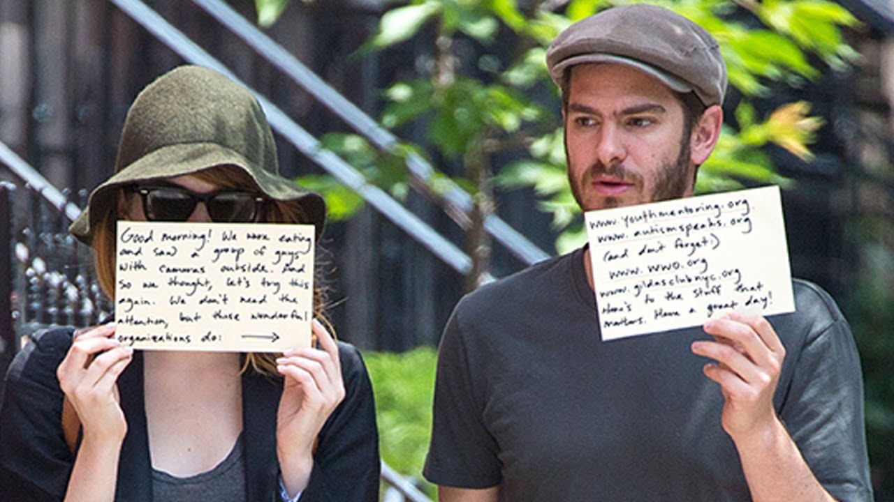 Emma Stone & Andrew Garfield Send Message to Paparazzi - YouTube