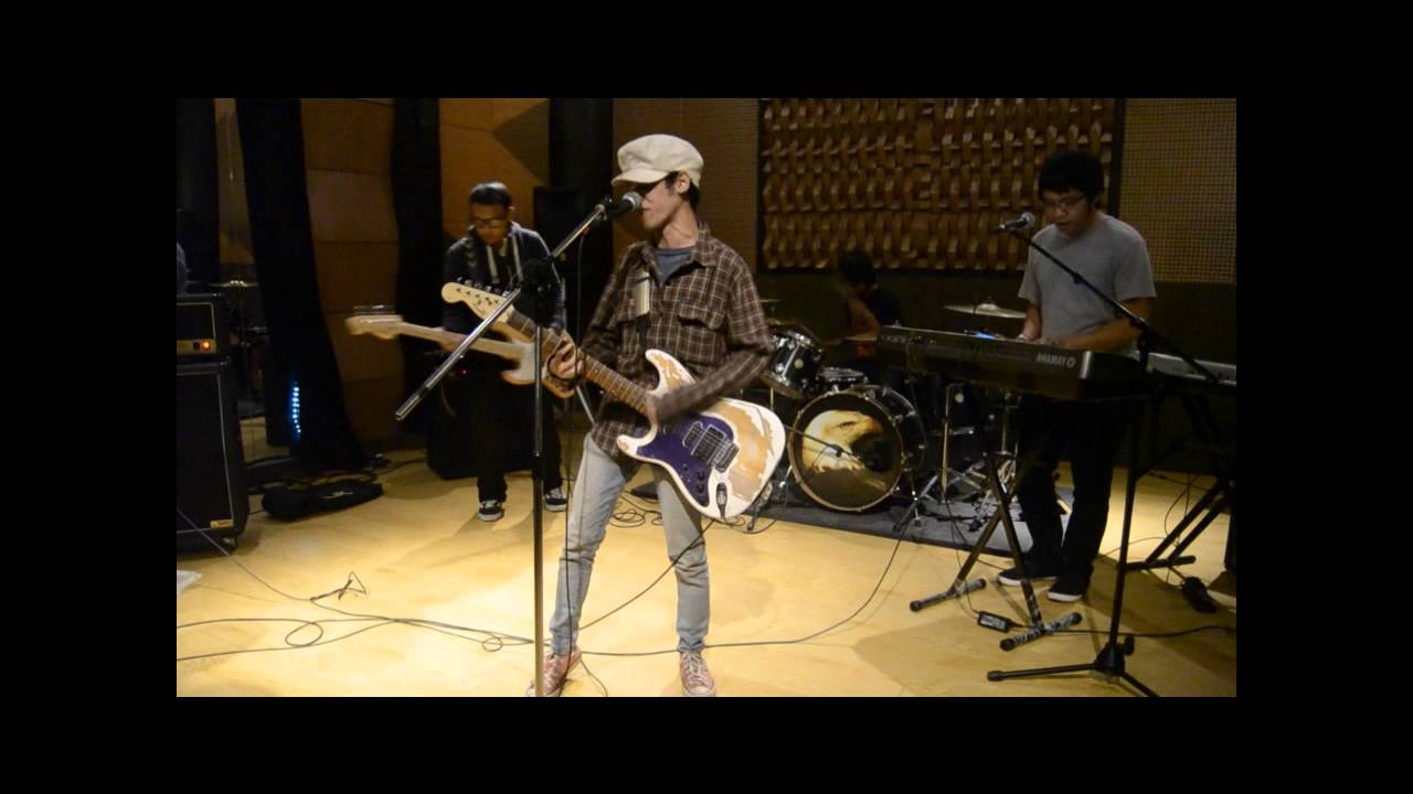 ULTRA ENIGMA - An Appreciations For Her Concern (Live at Radiant) - YouTube