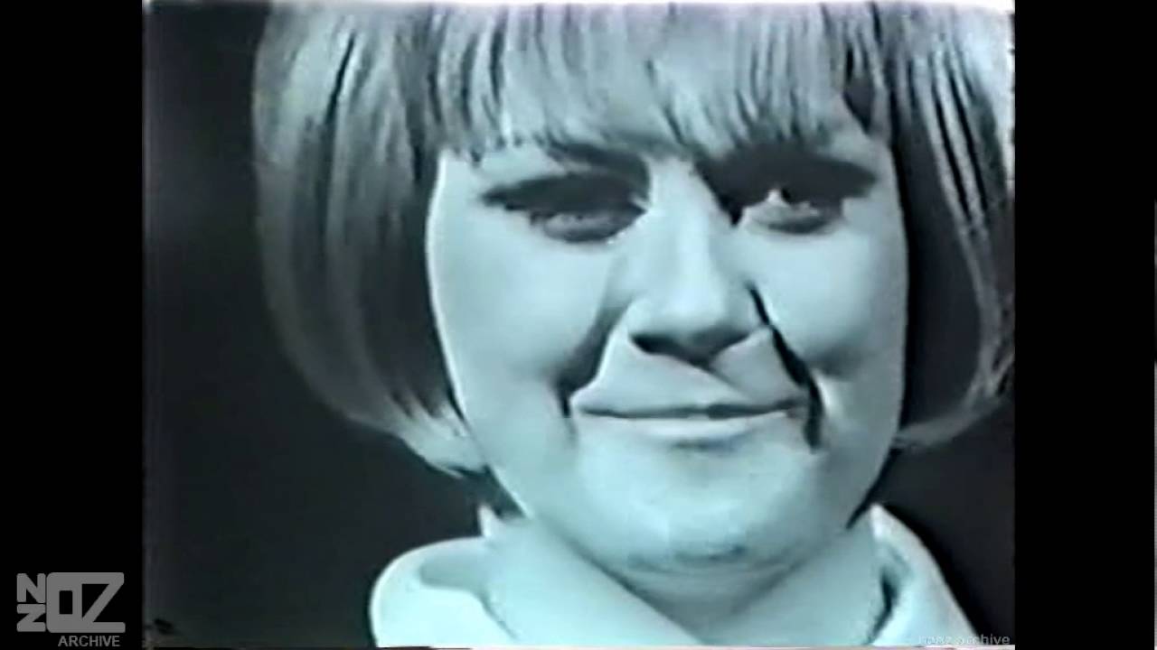Lynne Randell - It Won't Be Long (1966) - YouTube