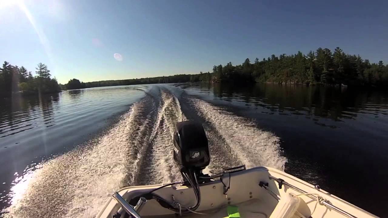 Boating lake muskoka - YouTube