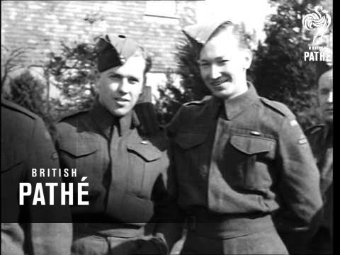 Canadian Despatch Riders (1942) - YouTube