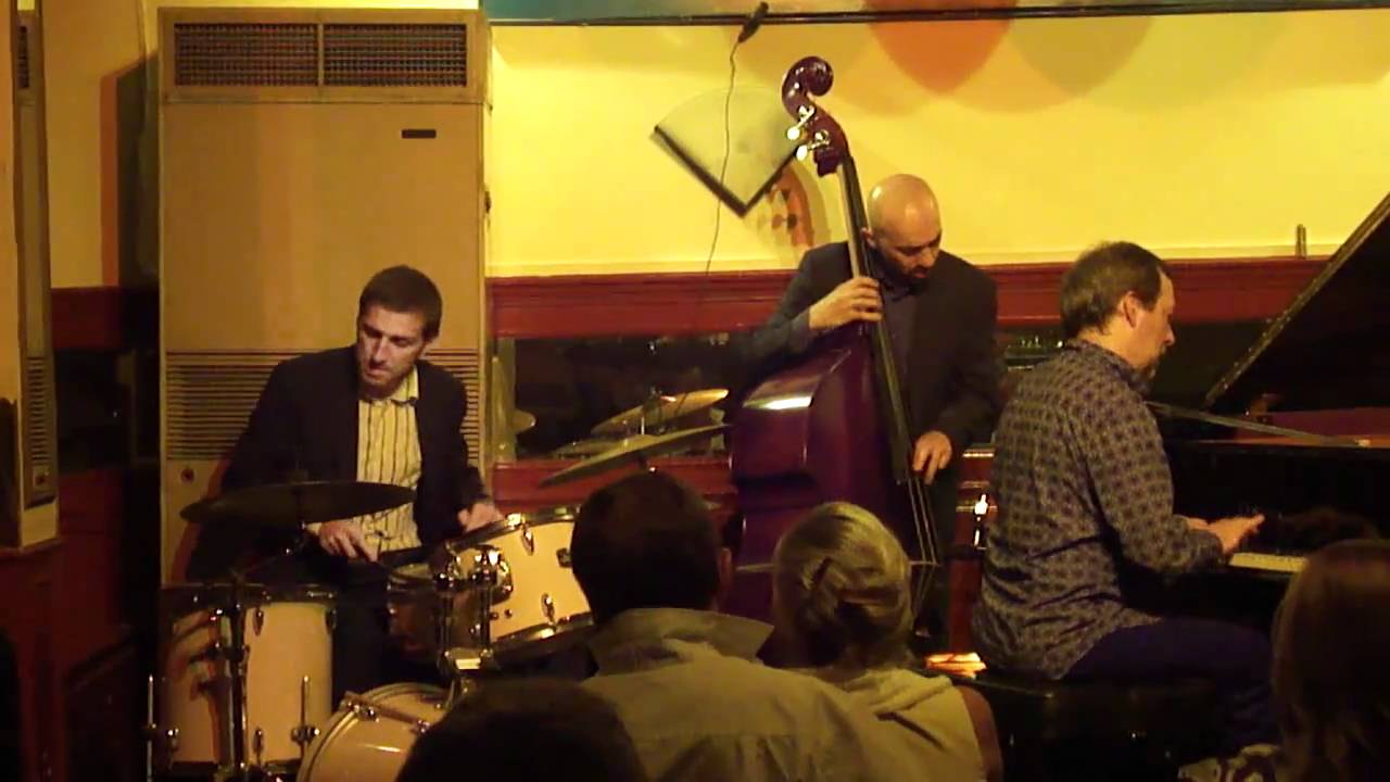 Georgia on My Mind - Ignasi Terraza Trio at Cafe Central in Madrid ...